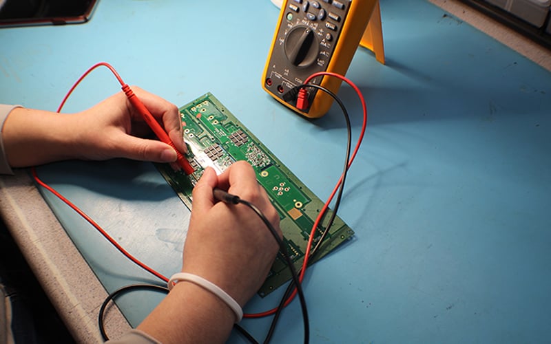 Determining Root Cause Analysis for Defective Electronics Projects